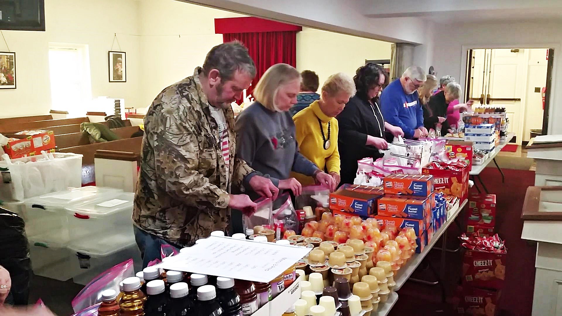 Feeding Hungry Children - First United Methodist Church